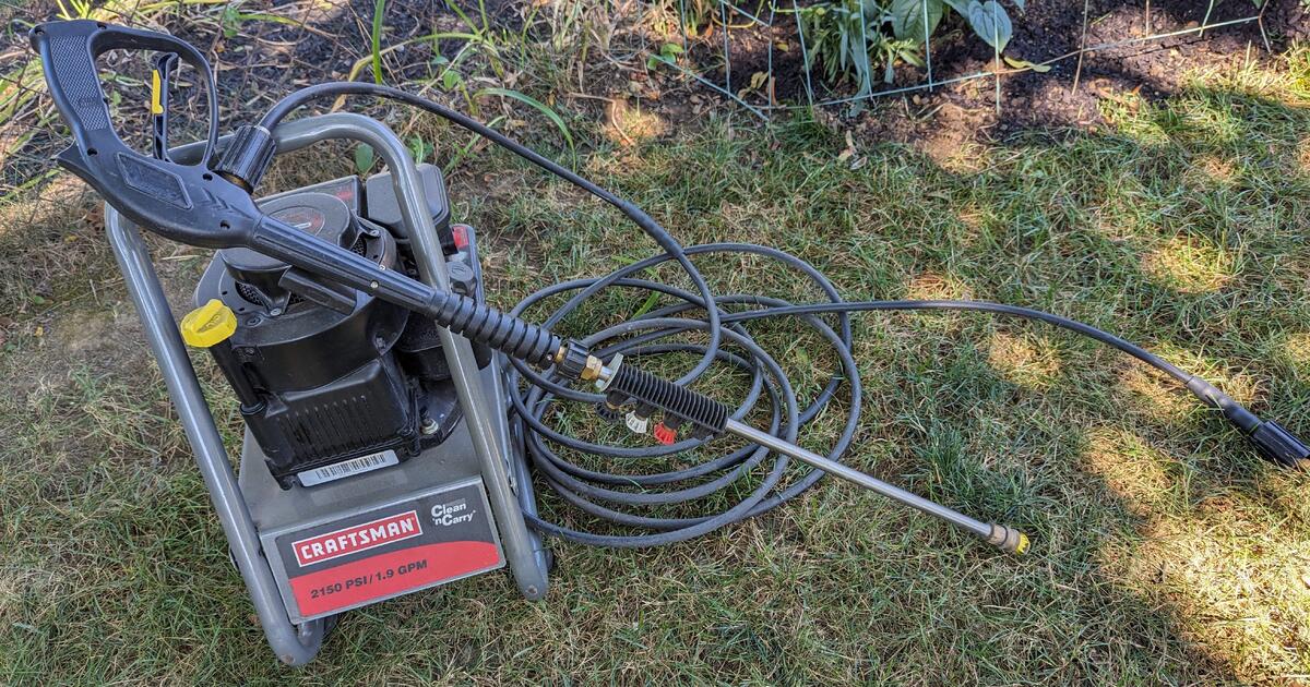 Craftsman Clean 'n Carry pressure washer for Free in Columbus, OH | For ...