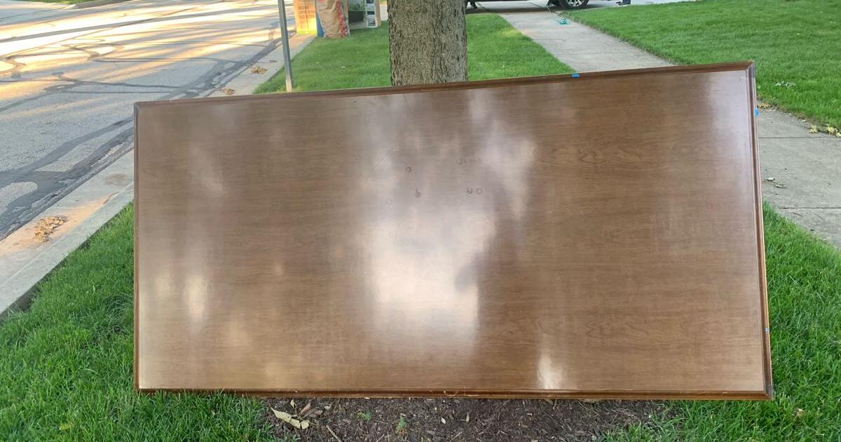 Free at curb tabletop/desktop for Free in Downers Grove, IL | For Sale ...