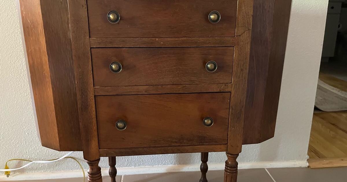 Martha Washington Cabinet for $50 in Denver, CO | Finds — Nextdoor