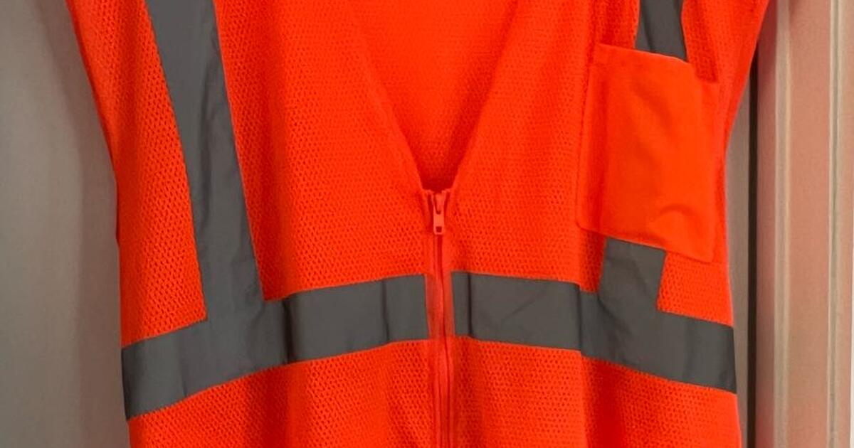Reflective Vests for $5 in San Antonio, TX | Finds — Nextdoor