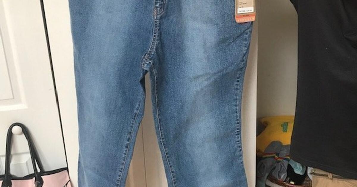 Ruff Hewn Ladies Jeans Size 14 for $10 in Wildwood, FL | For Sale ...