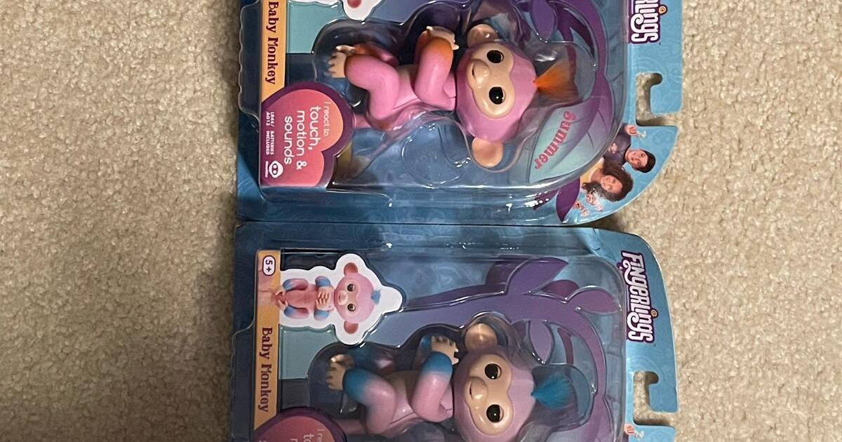 New Fingerlings 2 in Boxes for $25 in McLean, VA | For Sale & Free ...