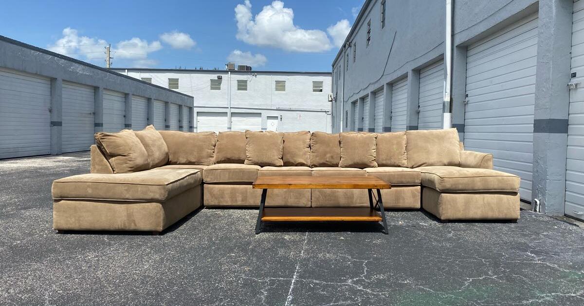 5 Piece Kevin Charles sectional couch for $650 in Plantation, FL | For ...