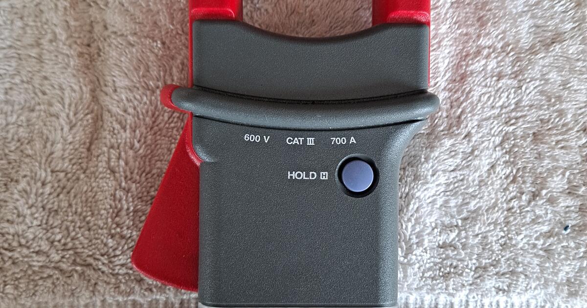 Fluke 33 True RMS Clamp Meter with Instruction Manual for $65 in El ...