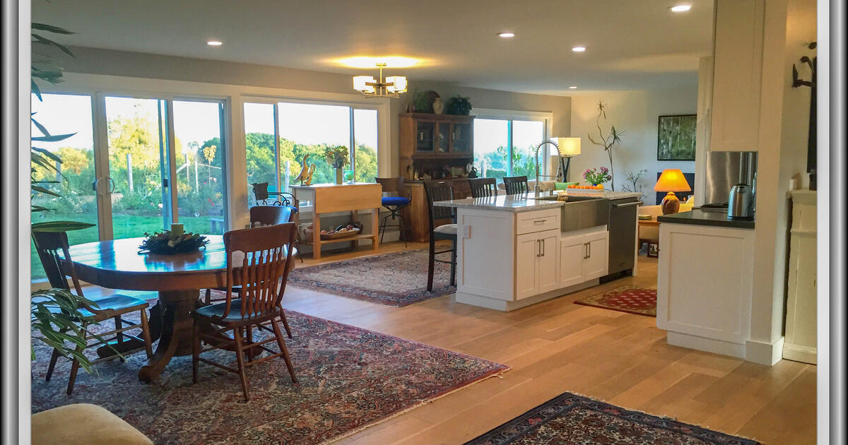 Beautiful, contemporary, one-level custom 4BR, 2B home borders ...