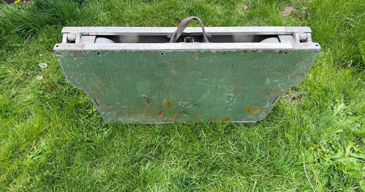 Besco folding trailer for $200 in Seattle, WA | For Sale & Free — Nextdoor
