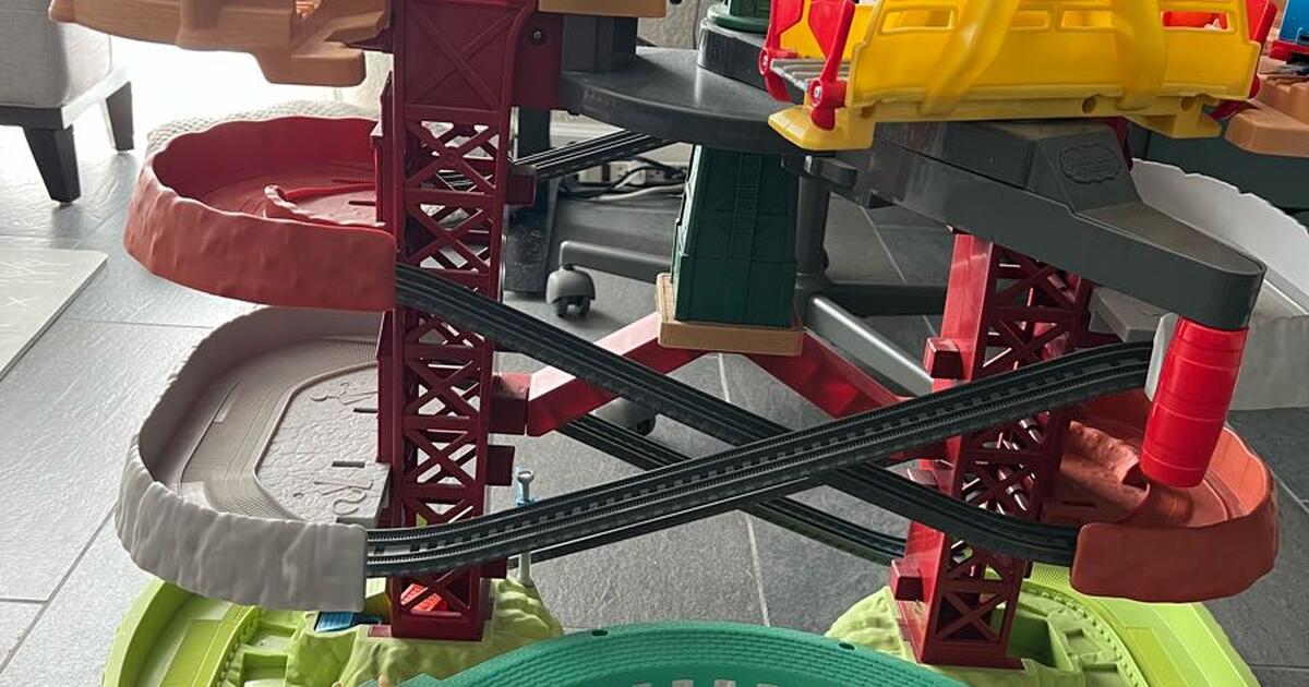 Thomas and Friends Train Super Tower Toy for $30 in Sacramento, CA ...
