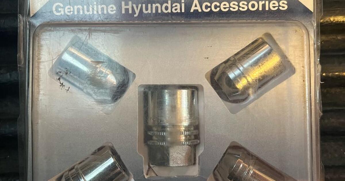 Hyundai Wheel Locks for Free in Placentia, CA | For Sale & Free — Nextdoor