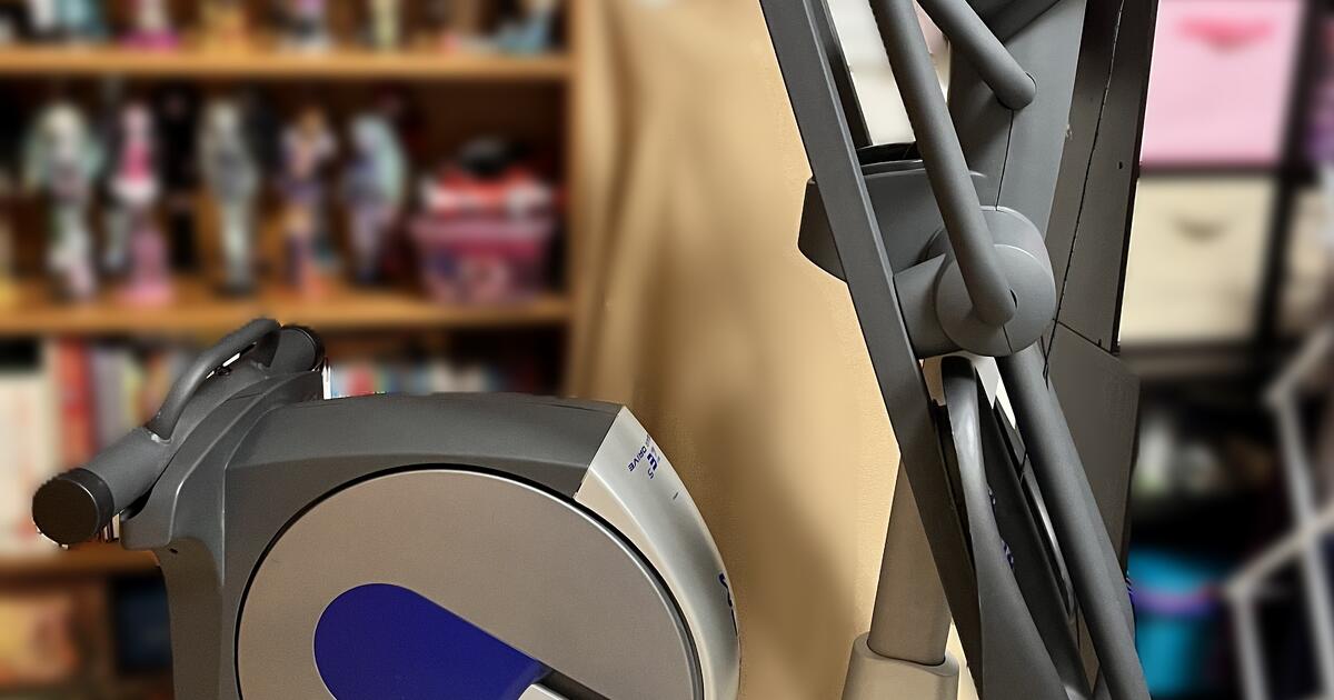 ProForm ZE5 Elliptical Trainer for $450 in Beaverton, OR | For Sale ...