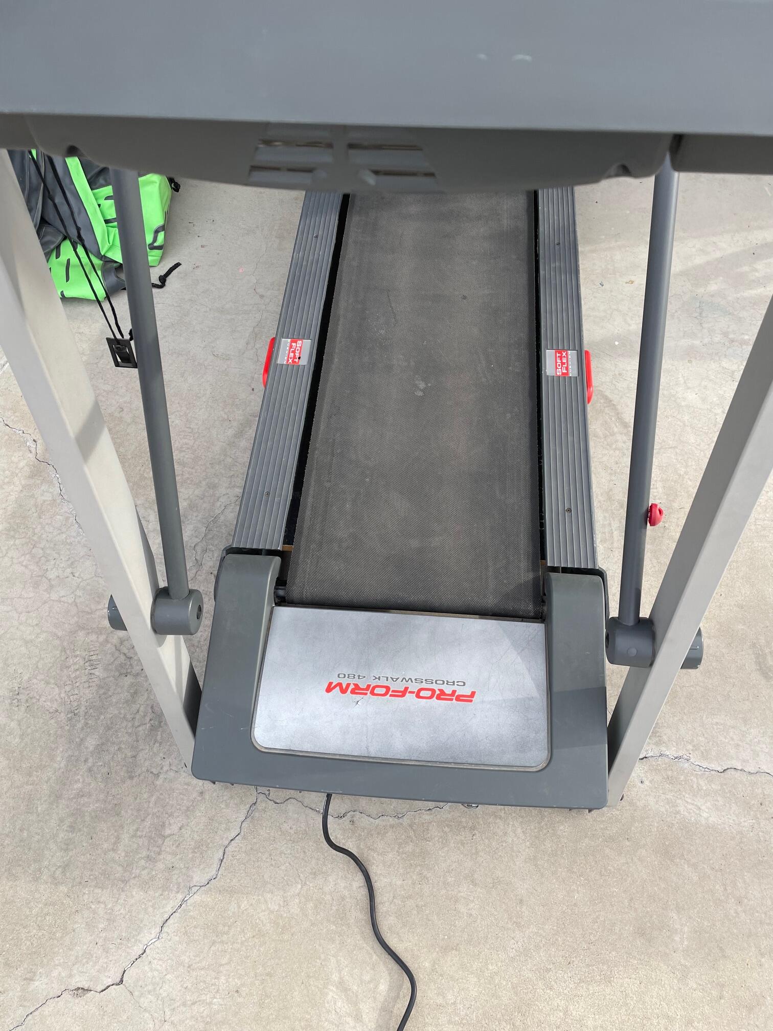 ProForm Crosswalk 480 Treadmill $150 OBO for $125 in Lake Havasu City ...