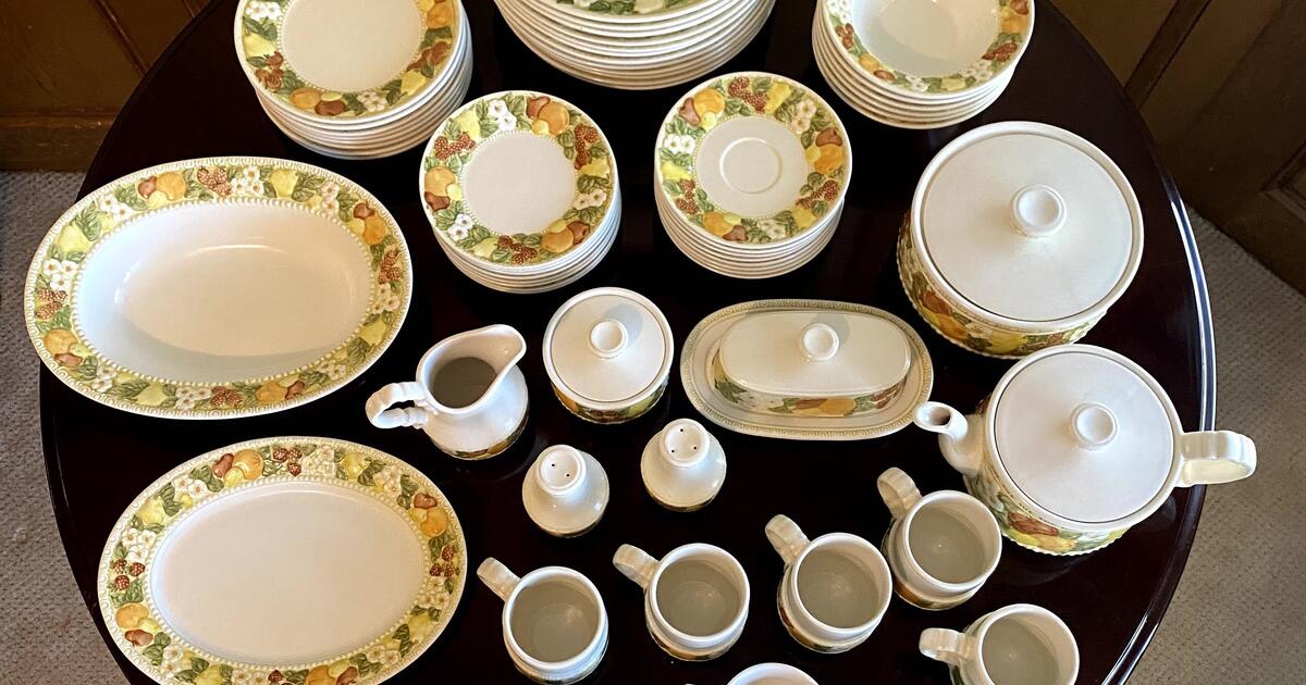 VINTAGE VERNON WARE DELLA ROBBIA PATTERN DINNERWARE for $125 in The ...
