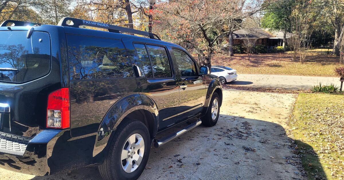 2009 Nissan Pathfinder SE (94,000miles) for $7500 in Decatur, GA | For ...