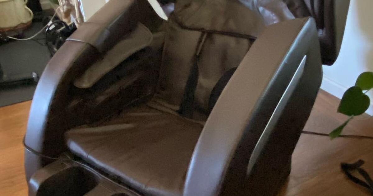 Zero gravity massage chair Excellent condition in San Rafael, CA | For Sale & Free — Nextdoor