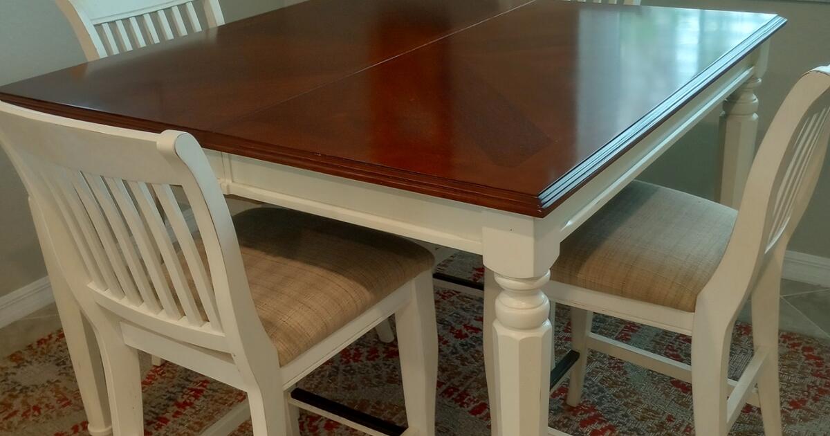 Antique White Counter Height Table w/4 Slat Back Counter Height Stools ...