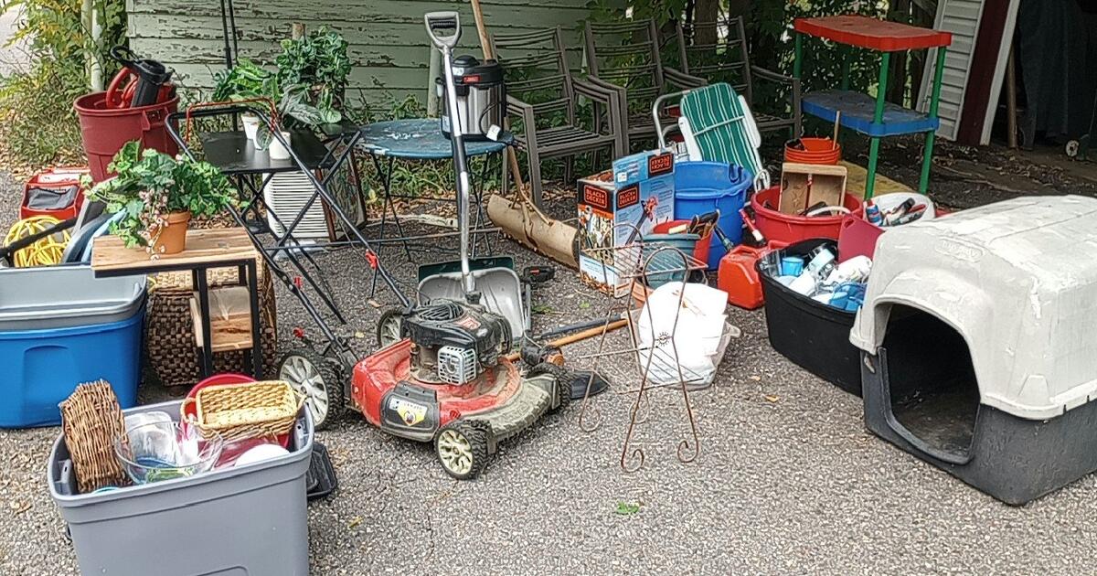 Household And Yard Items for Free in Palm Desert, CA | For Sale & Free ...