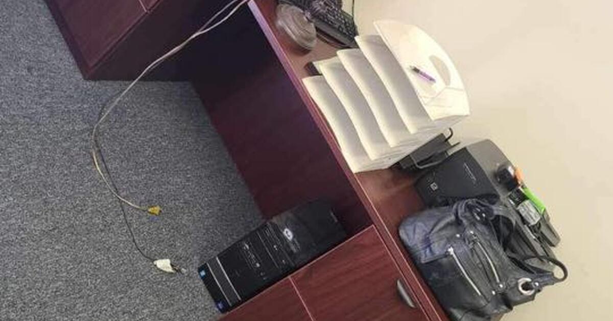 Free office desks for Free in Oxford, GA | For Sale & Free — Nextdoor