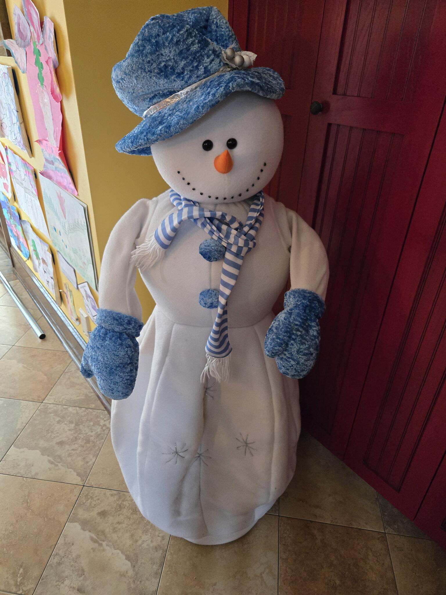 Decorative Snowman for Free in White Plains, NY | For Sale & Free ...