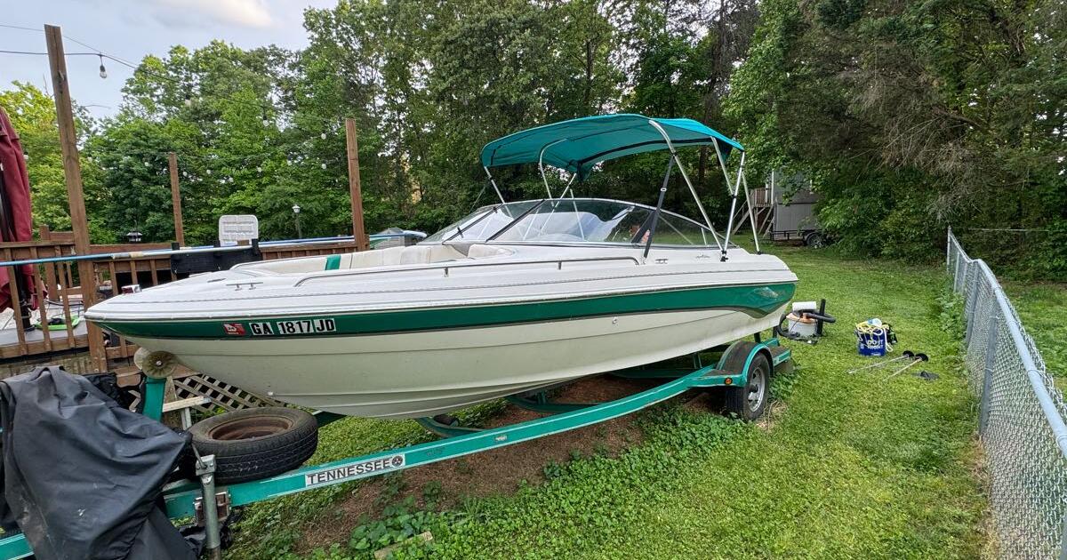 4.3L Monterey Montura Speedboat for $7995 in Dallas, GA | For Sale ...