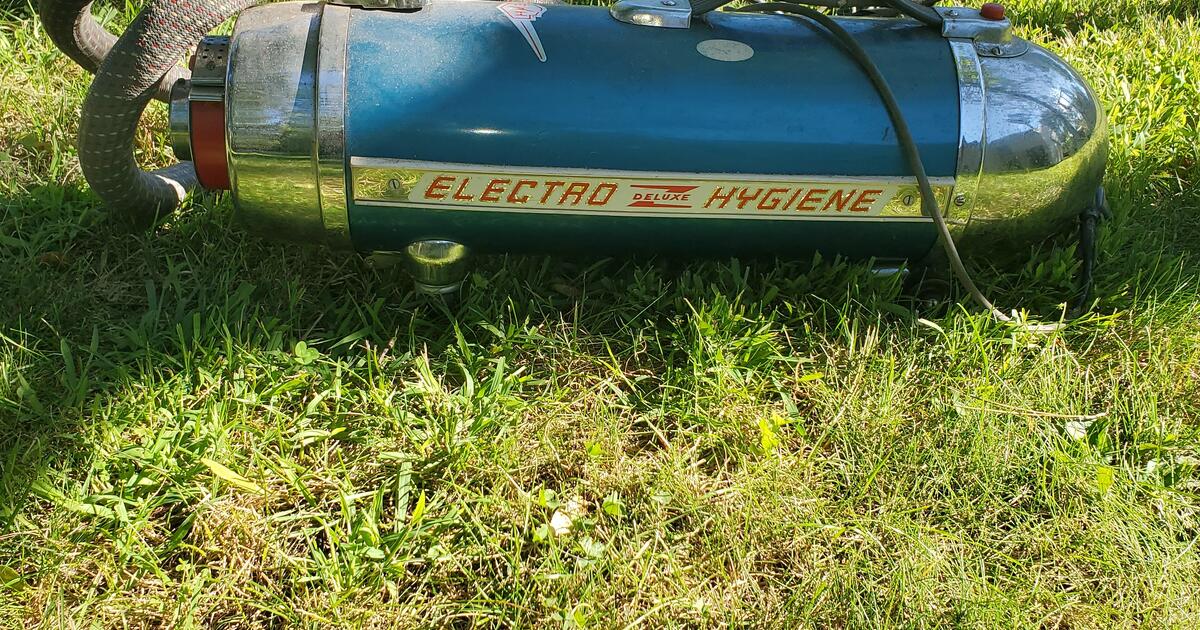 Electro Hygiene Deluxe Vacuum Cleaner for Free in Minneapolis, MN | For ...