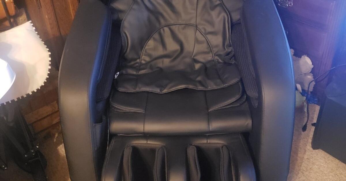Massage Chair ZERO gravity Remote Control for $1000 in Broken Arrow, OK | For Sale & Free — Nextdoor