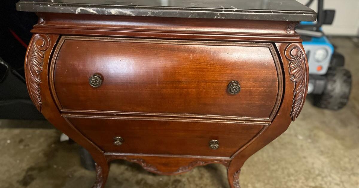 Night stands for Free in Agoura Hills, CA | For Sale & Free — Nextdoor