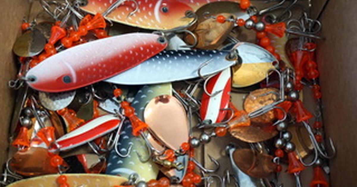 Multiple Fishing Lures for $2 in Livermore, CA | For Sale & Free — Nextdoor