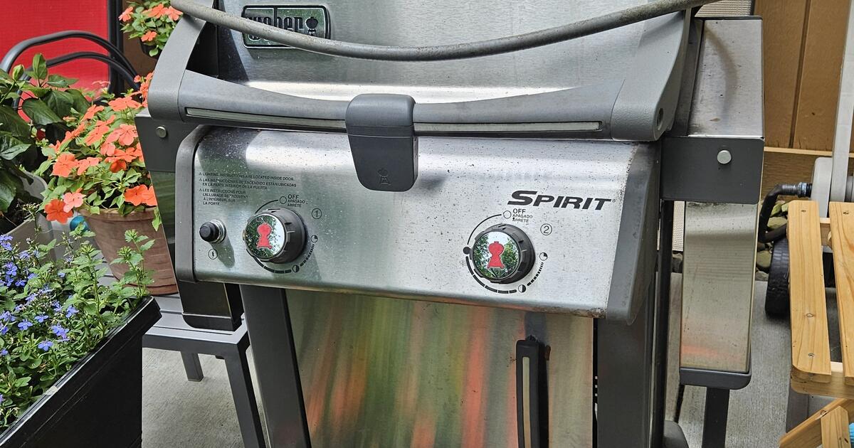 Weber Spirit S-210 natural gas grill for Free in Pittsburgh, PA | For ...