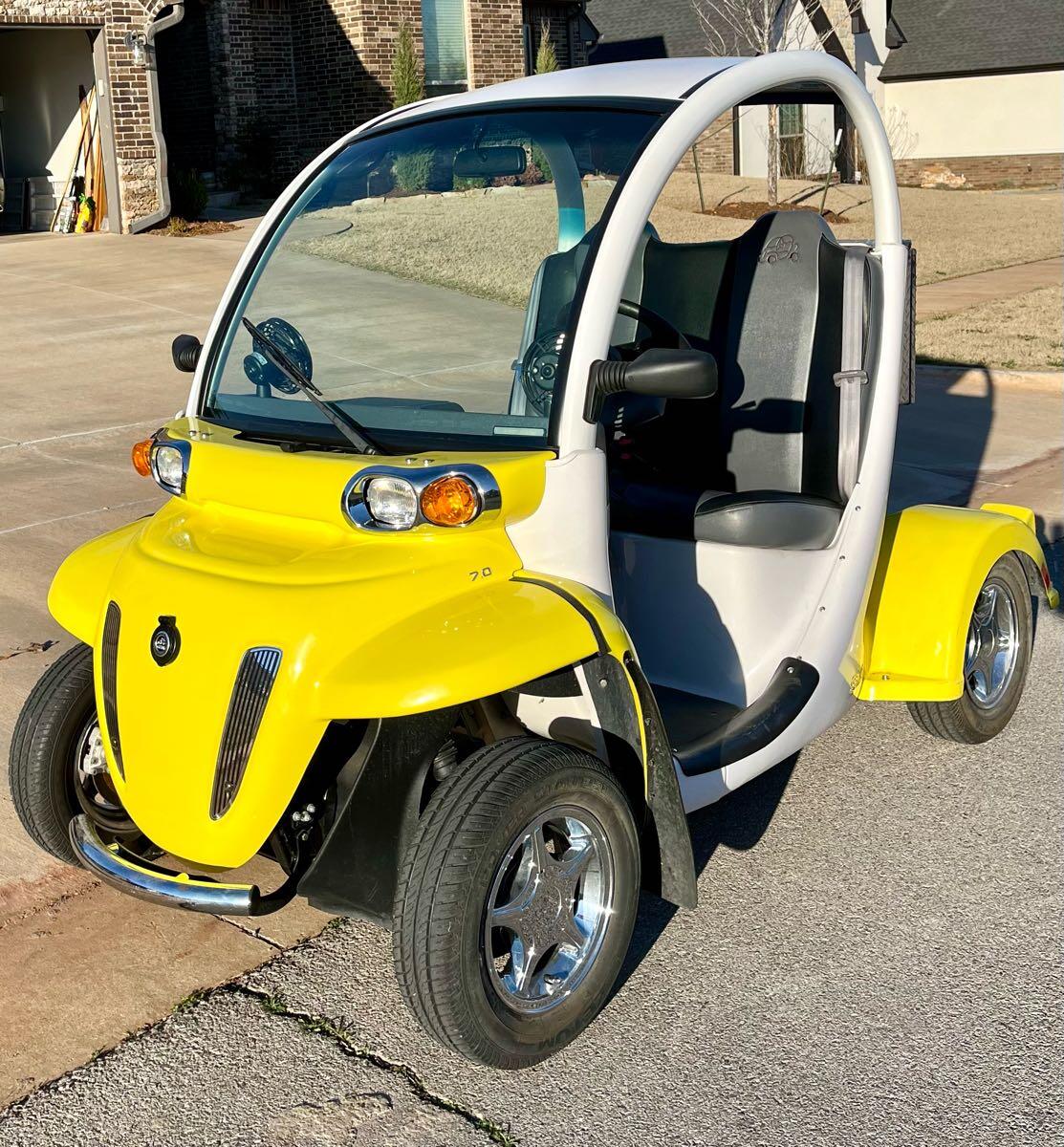 2009 GEM e2 Neighborhood Electric Vehicle for $2800 in Edmond, OK | For Sale & Free — Nextdoor