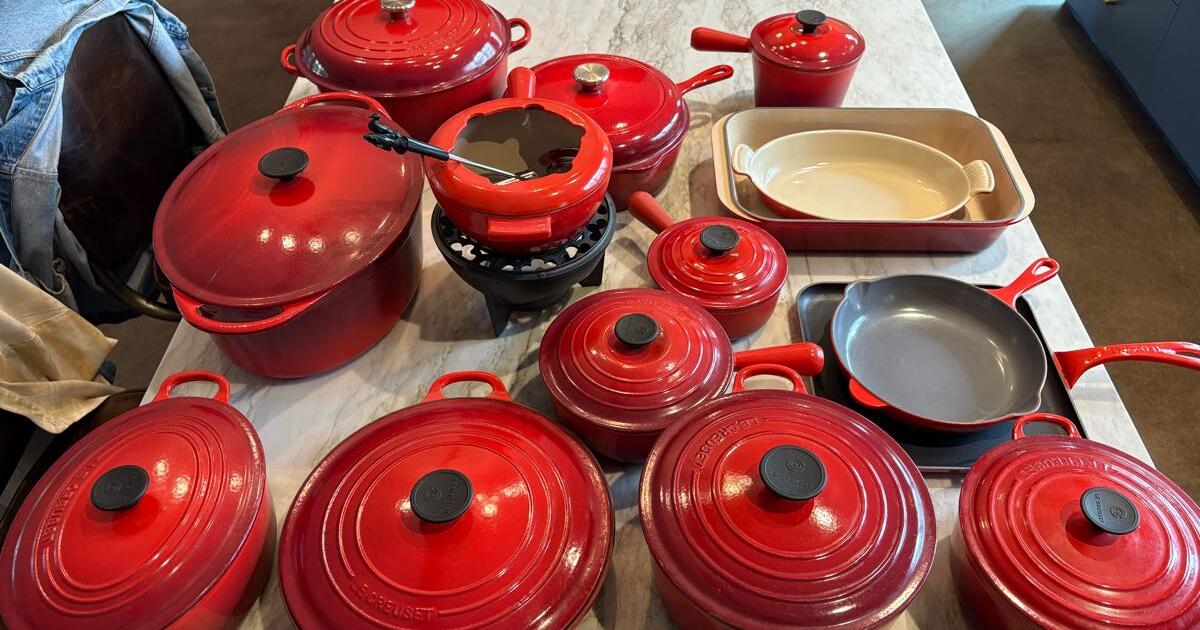 26 piece Le Creuset Cookware Set-Red for $1000 in Boise, ID | For Sale ...