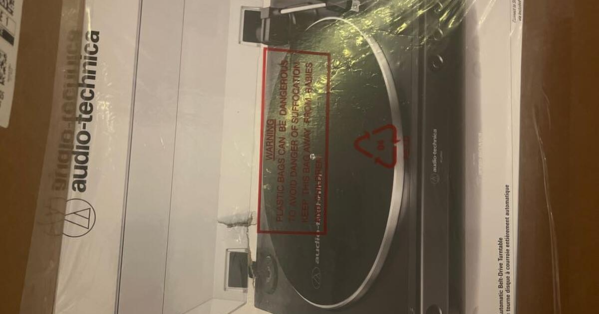 record player (still in original packaging) for $160 in Portland, OR ...