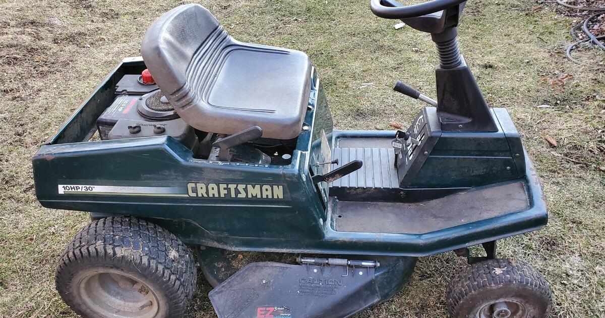 Craftsman 10hp Rear engin riding lawnmower for $150 in Woodridge, IL ...
