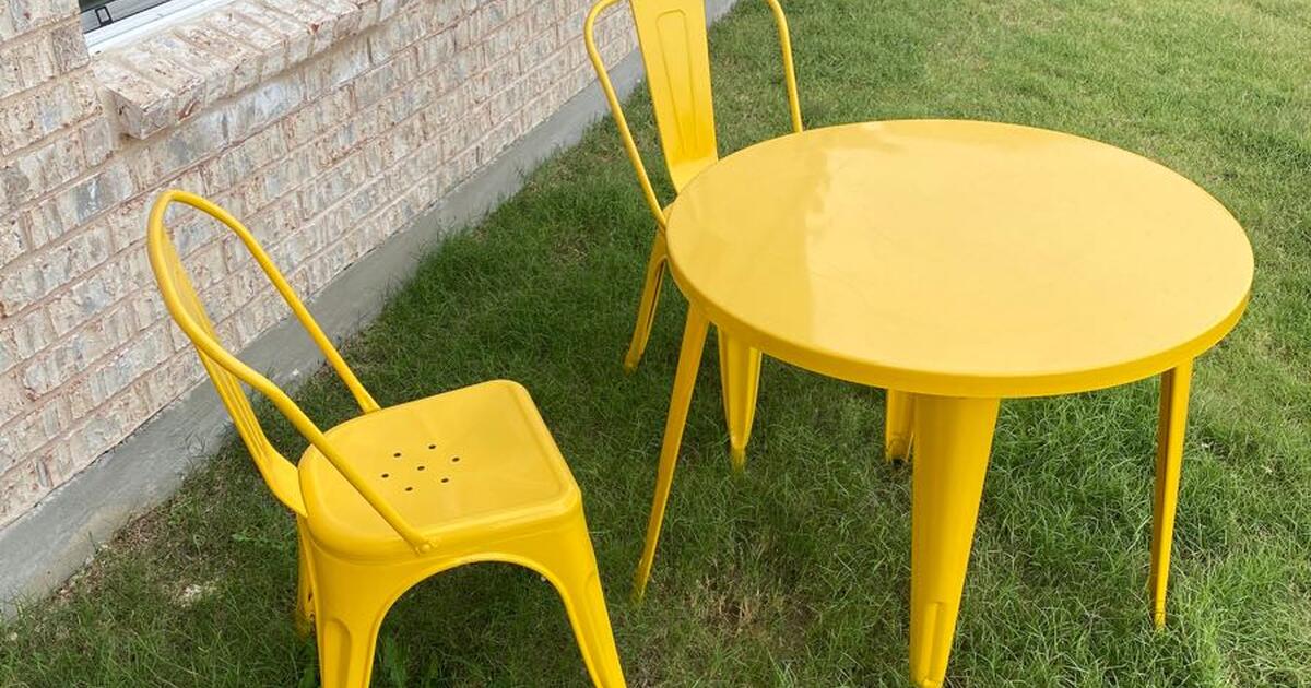 Outdoor Bistro Table and Chairs for Free in Anna, TX | For Sale & Free ...