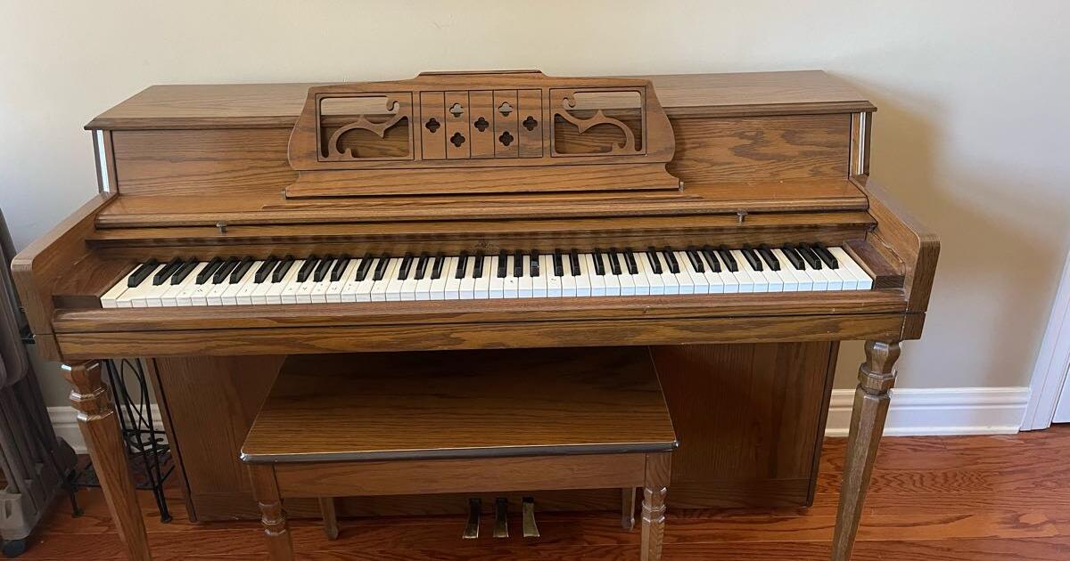 Free Piano. Pick up only for Free in Montgomery, AL | For Sale & Free ...