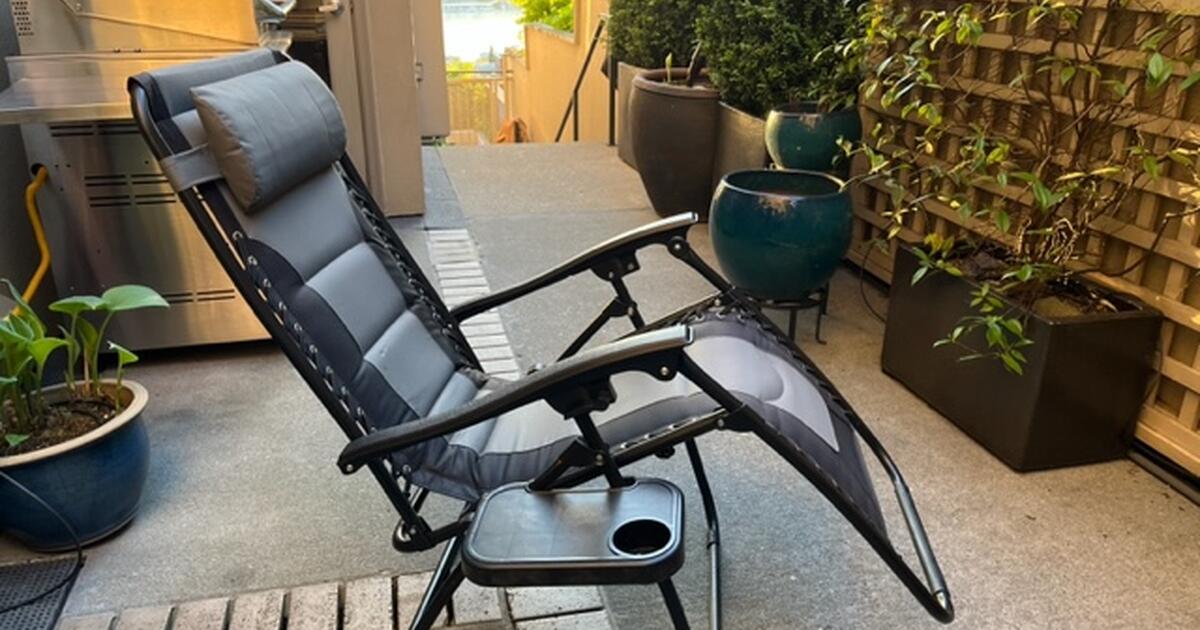 PHI VILLA Padded Zero Gravity Lounge Chair for $65 in Seattle, WA | Finds — Nextdoor