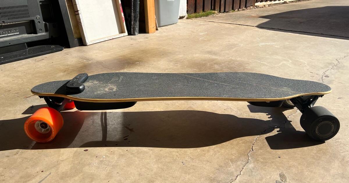 WOWGO Electronic Skateboard w Remote for $260 in Plano, TX | For Sale ...