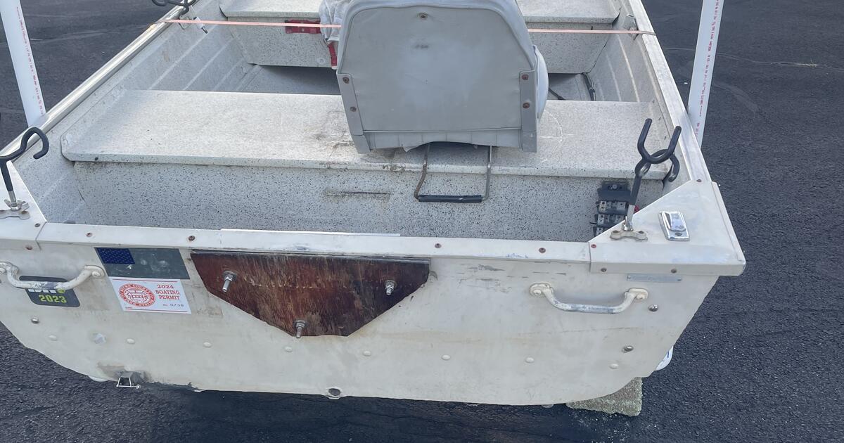 Used 12 ft Fishing Boat & Trailer for $1000 in Levittown, PA | For Sale ...