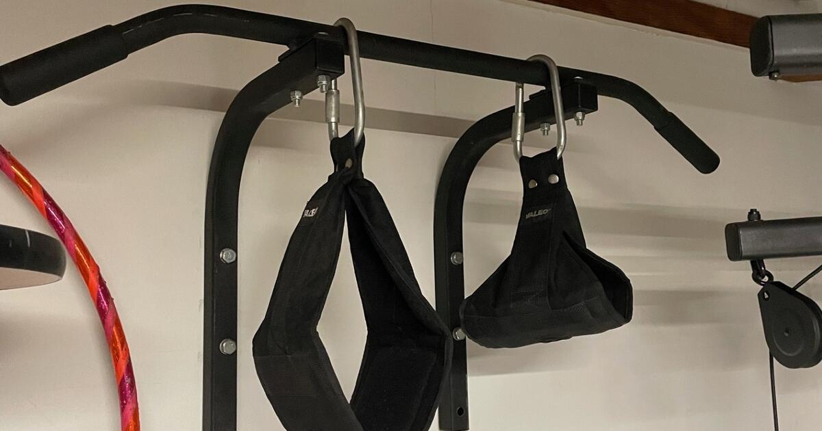 Smith Machine Works Pull up bar for $30 in Pleasant Hill, CA | For Sale ...