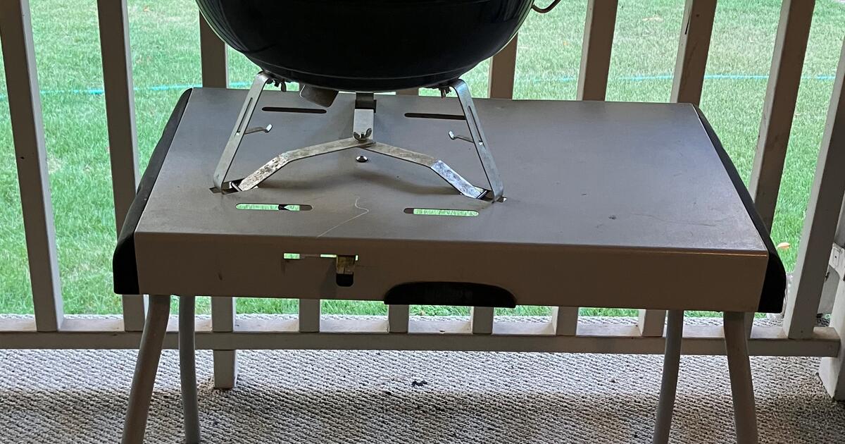 Weber Jumbo Joe (18") and Table for $50 in Hot Springs Village, AR ...