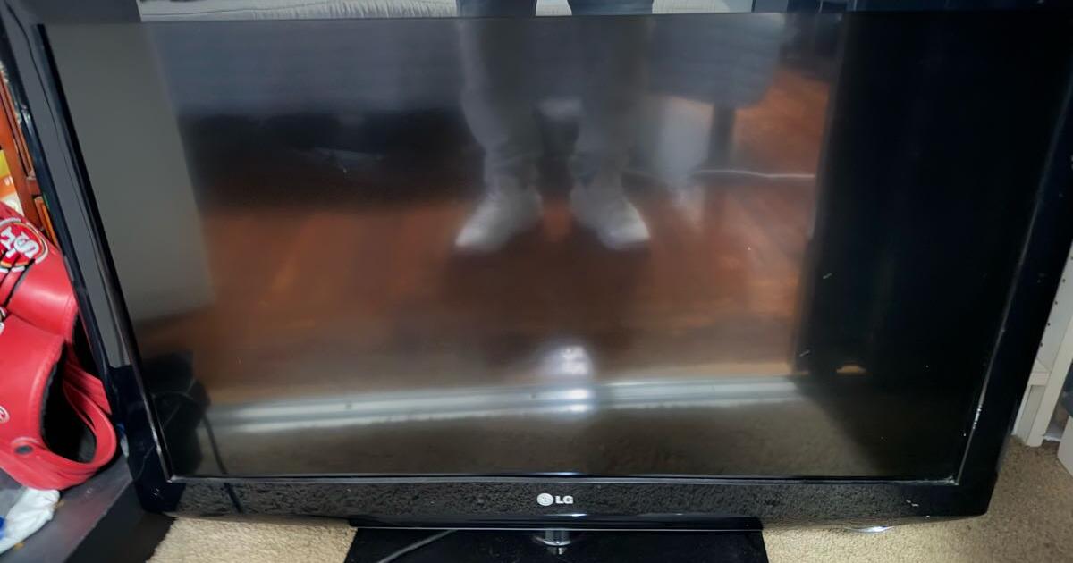 LG Flat Screen TV for $100 in Richmond, CA | For Sale & Free — Nextdoor