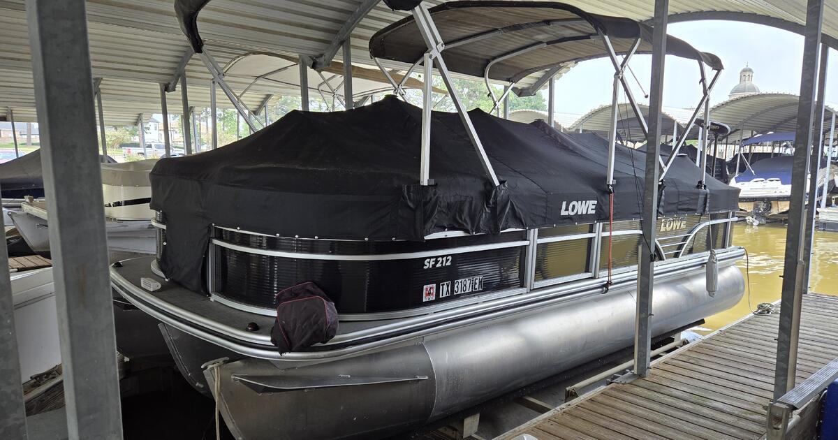 2118 LOWE TRITOON 115hp MERCURY command thrust w/vessel view modulee ...