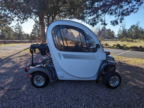 Gem E2 Electric Golf Cart 2009 For $5800 In Terrebonne, Or | For Sale