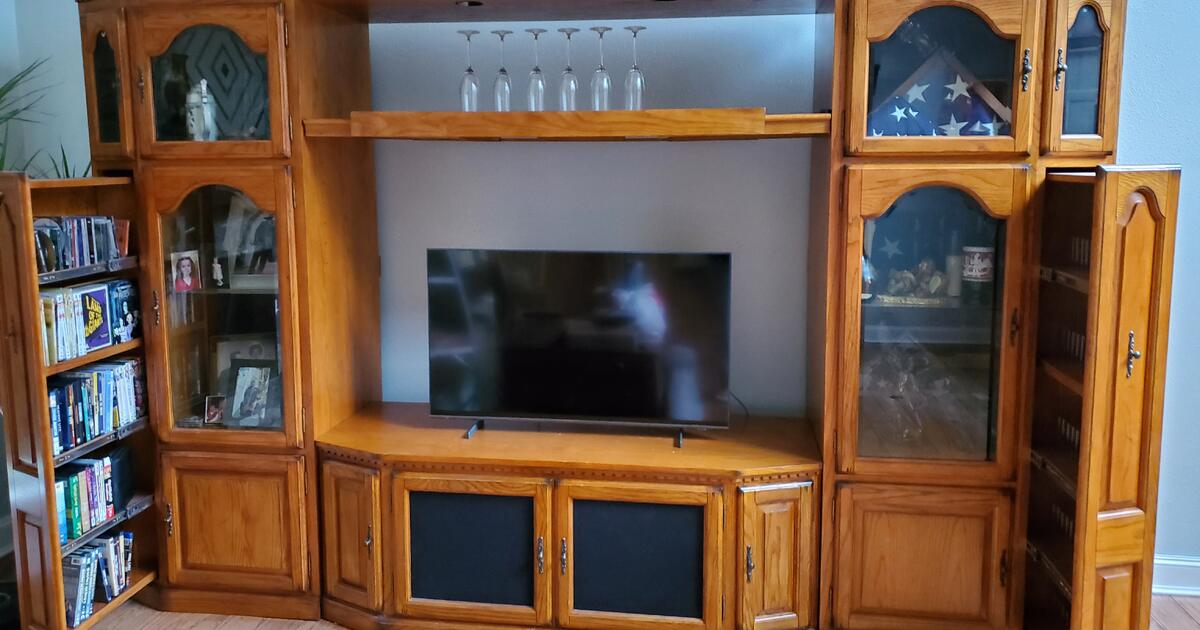 Shrunk/Wall Unit for Free in San Antonio, TX | For Sale & Free — Nextdoor