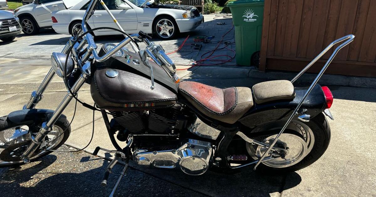 Custom 1989 “Chopped” (Softail) Harley Davidson Motorcycle for $1000 in ...
