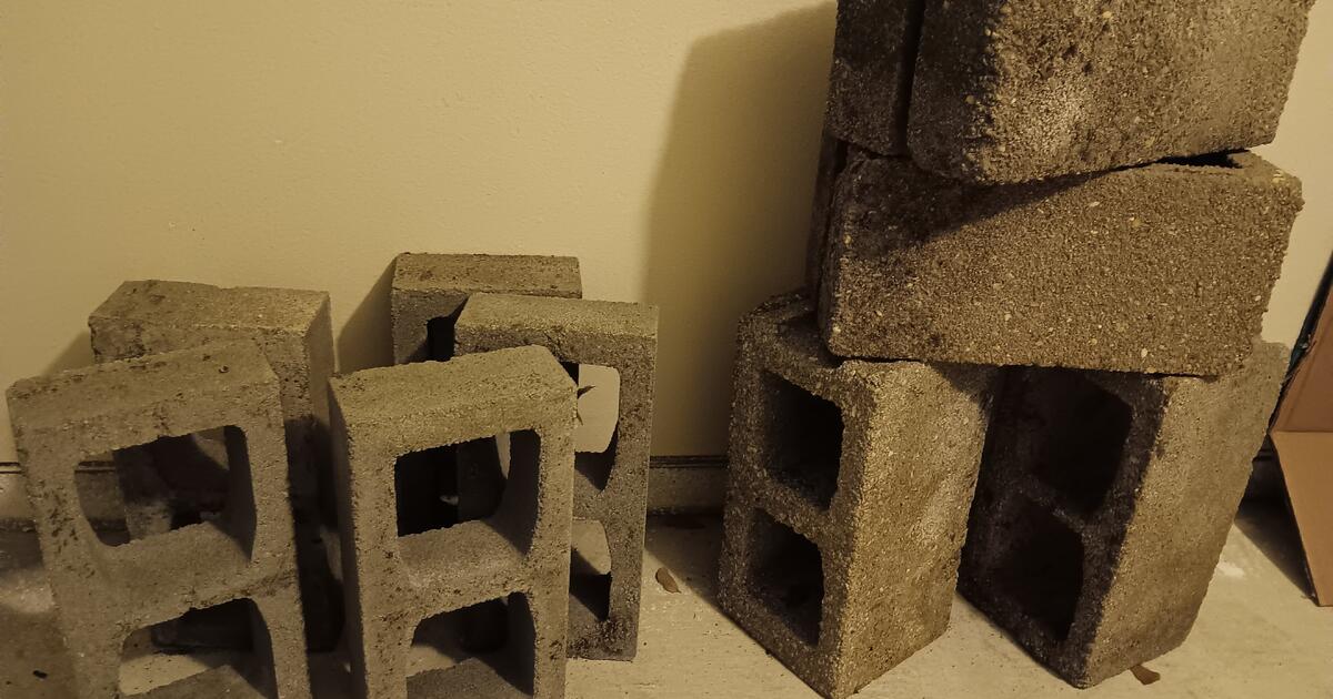 Free Cinder Blocks for Free in Fort Walton Beach, FL | For Sale & Free ...