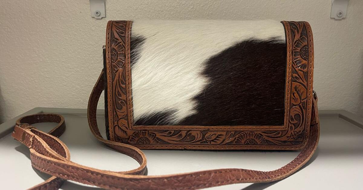 American Darling purses for $25 in Woodway, TX | For Sale & Free — Nextdoor
