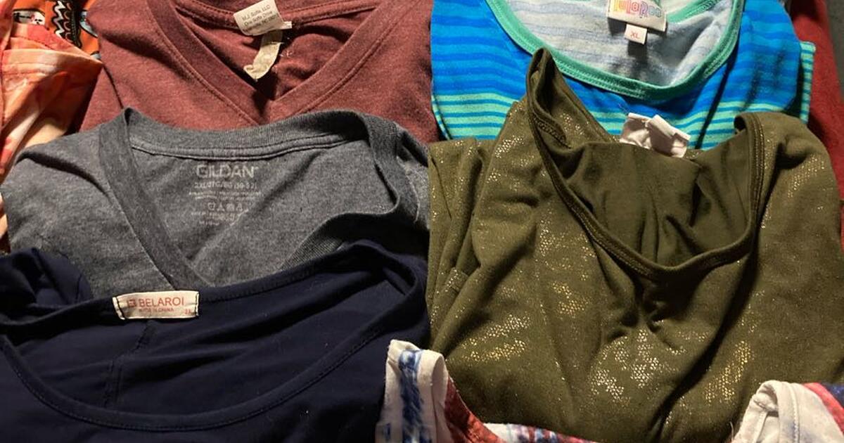 PENDING pickup woman’s clothing lot Size XL & 1X for Free in Stem, NC ...