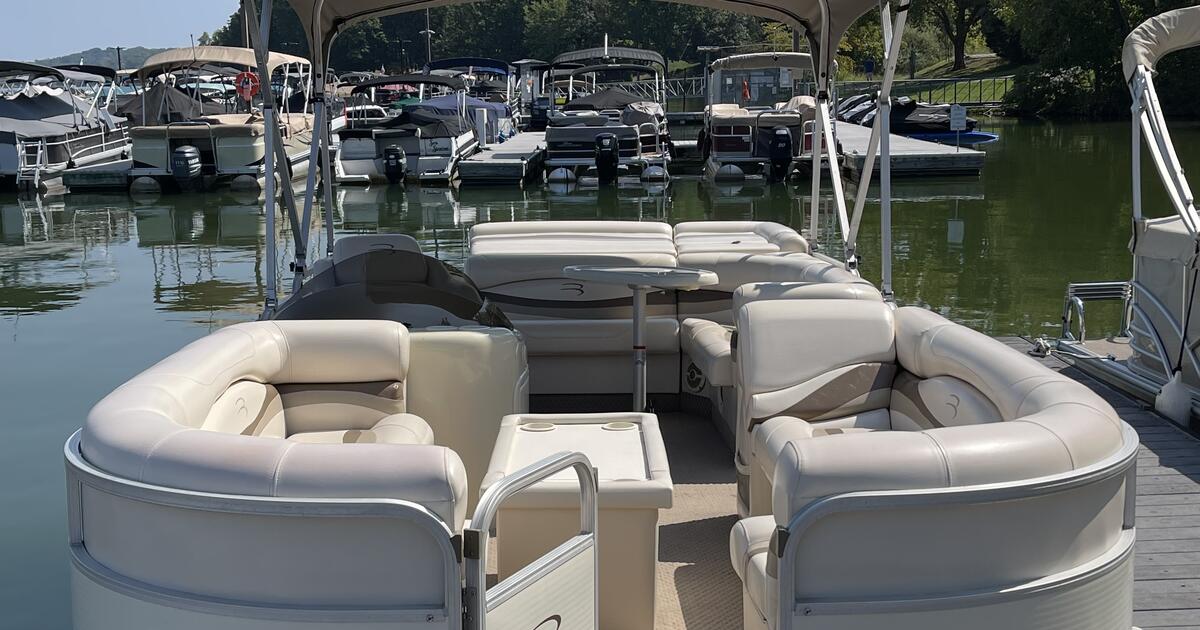 2003 Bennington Pontoon Boat for $11000 in Loudon, TN | For Sale & Free ...