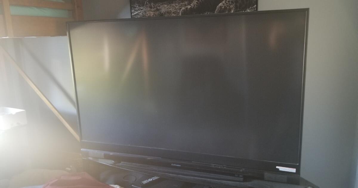 Mitsubishi 82" Projection TV for Free in Pacoima, CA | For Sale & Free ...