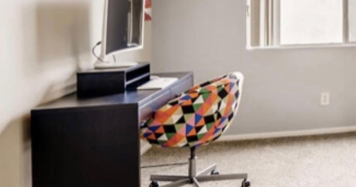 Computer desk for $25 in Las Vegas, NV | For Sale & Free — Nextdoor