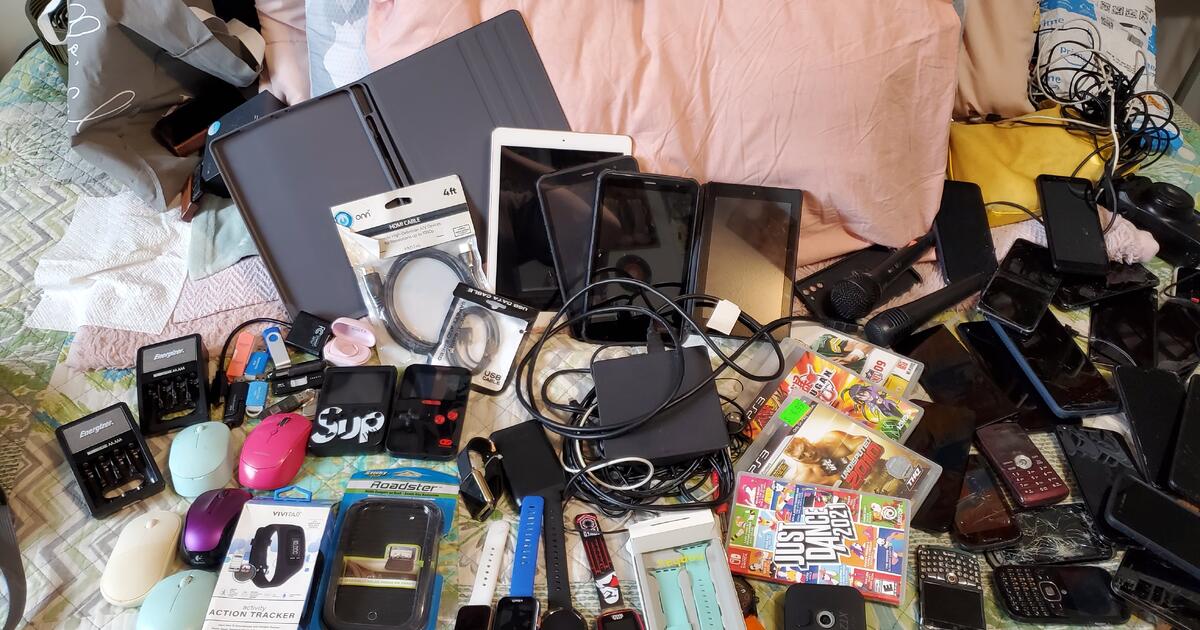 Random Electronics Separate Or Bundled for $15 in Oakdale, MN | For ...